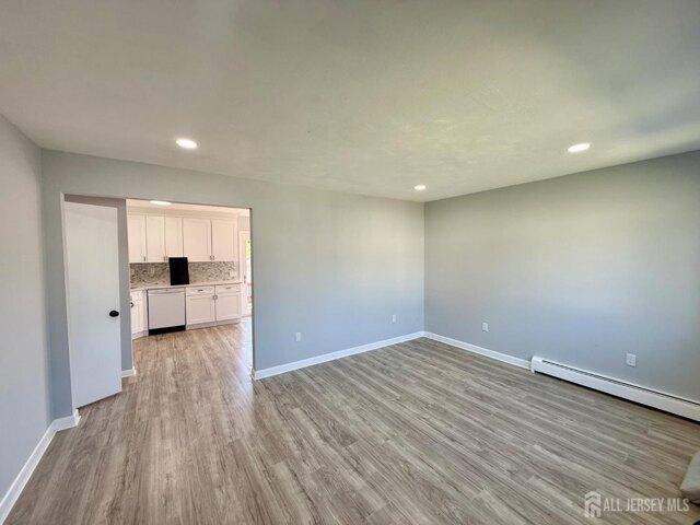 house with 5 bedroom, Iselin NJ DS102826801