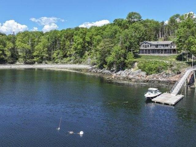 house with 5 bedroom, Islesboro ME DS104044785