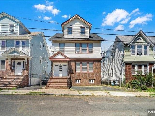 house with 5 bedroom, Irvington NJ ES104328608