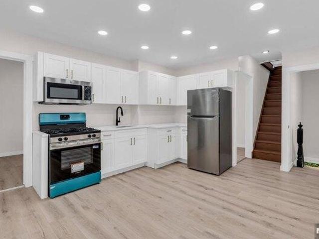 house with 5 bedroom, Irvington NJ ES105256261