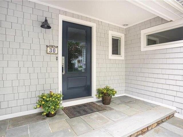 house with 5 bedroom, Jamestown RI ES105127460