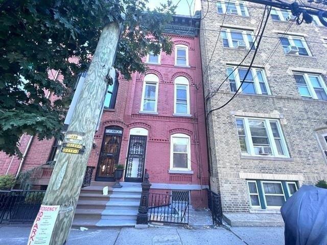house with 5 bedroom, Jersey City NJ DLS101798781