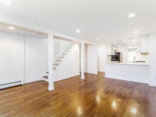 house with 5 bedroom, Jersey City NJ ES103190333