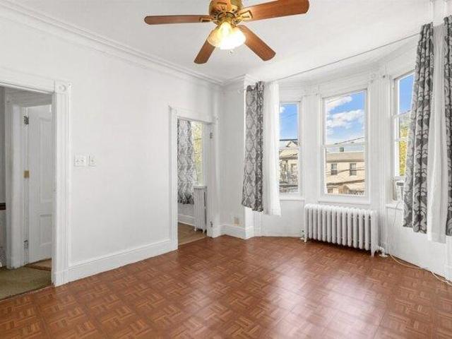 house with 5 bedroom, Jersey City NJ ES105124587
