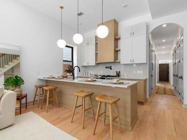 house with 5 bedroom, Jersey City NJ ES105126575