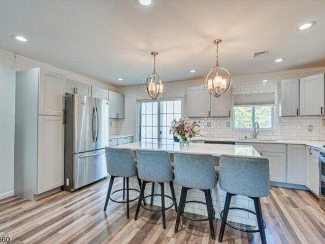 house with 5 bedroom, Kenilworth NJ DLS102316499