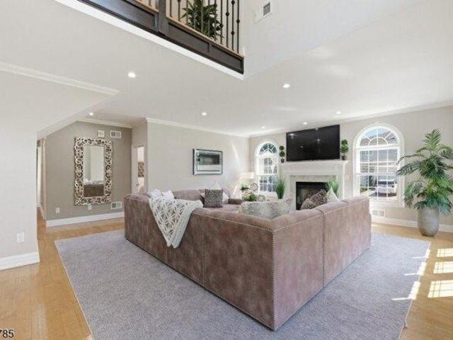 house with 5 bedroom, Kenilworth NJ ES105207547