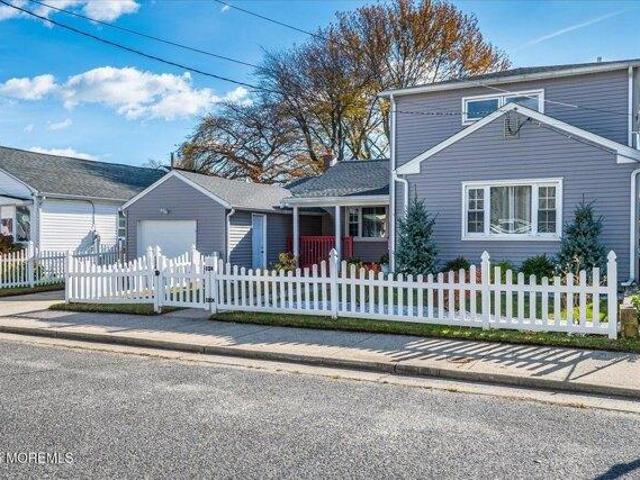 house with 5 bedroom, Keansburg NJ DS102256424