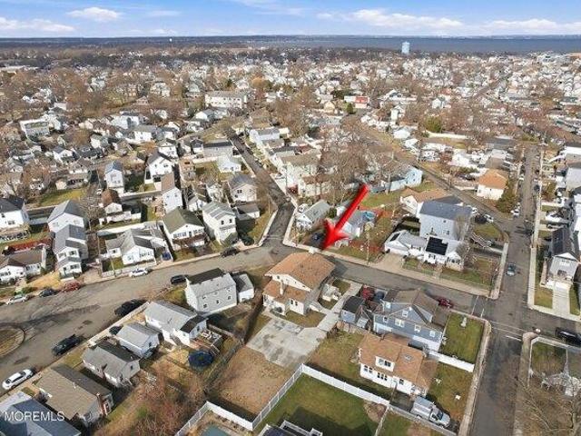 house with 5 bedroom, Keansburg NJ ES104848350