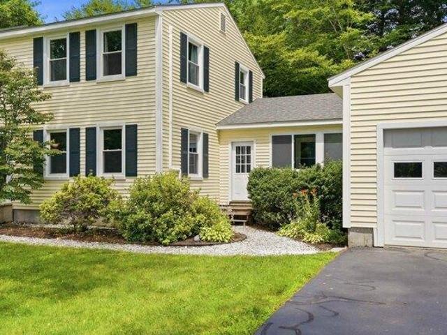 house with 5 bedroom, Keene NH ES104076227