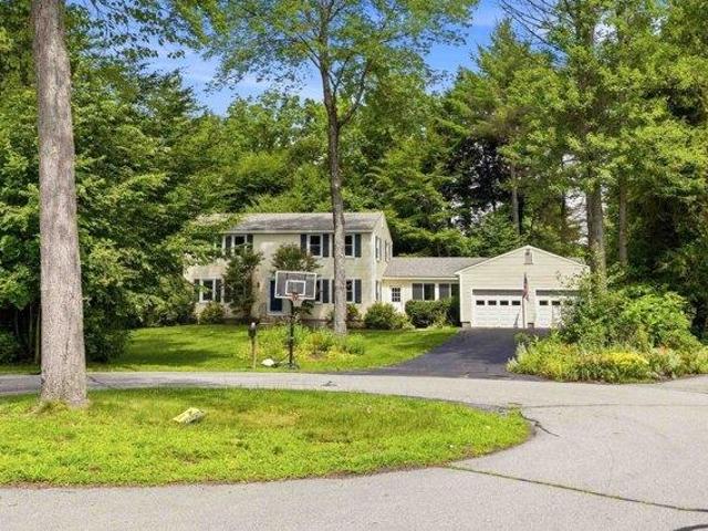 house with 5 bedroom, Keene NH ES105109091