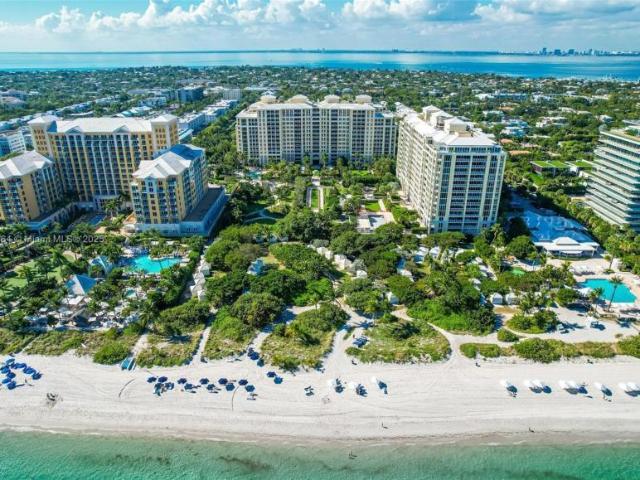 house with 5 bedroom, Key Biscayne FL FL DS101828523