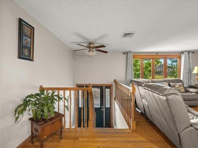 house with 5 bedroom, Kingston MA ES104045842