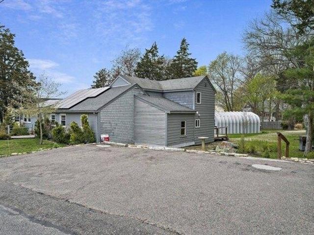 house with 5 bedroom, Kingston MA ES104295768