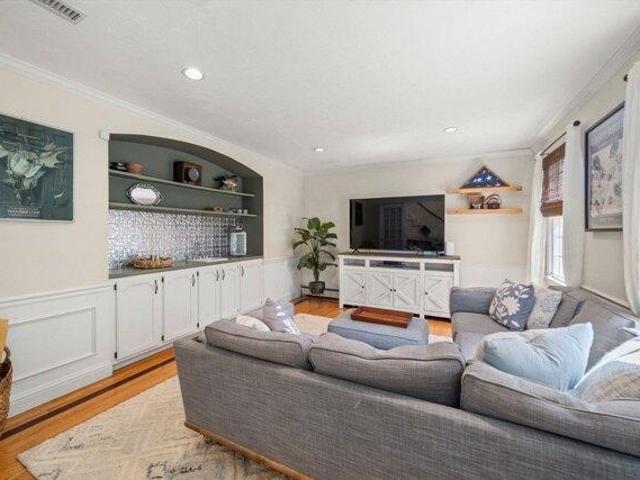 house with 5 bedroom, Kingston MA ES104478697