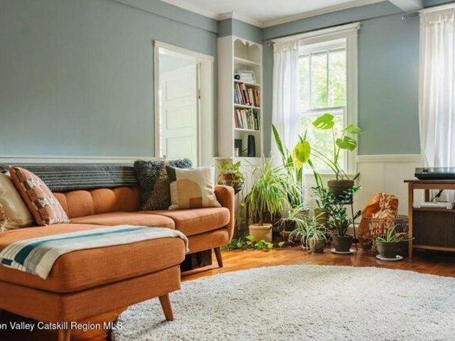 house with 5 bedroom, Kingston NY ES104906259