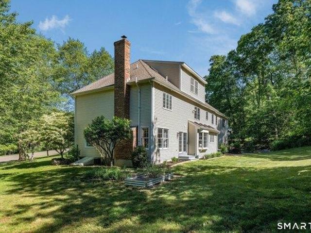 house with 5 bedroom, Killingworth CT ES105115710