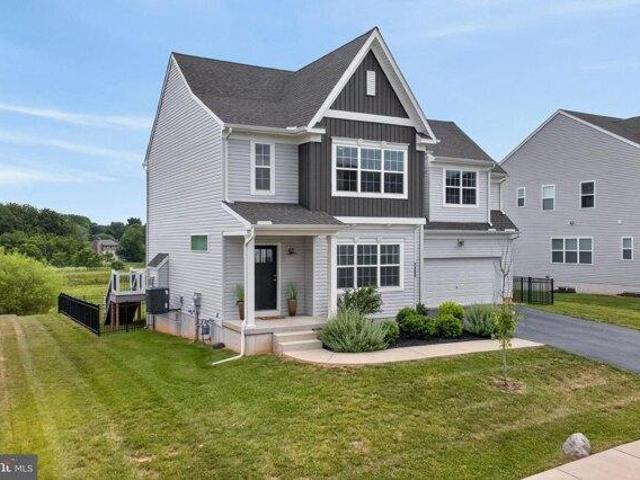 house with 5 bedroom, Lancaster PA ES103625425