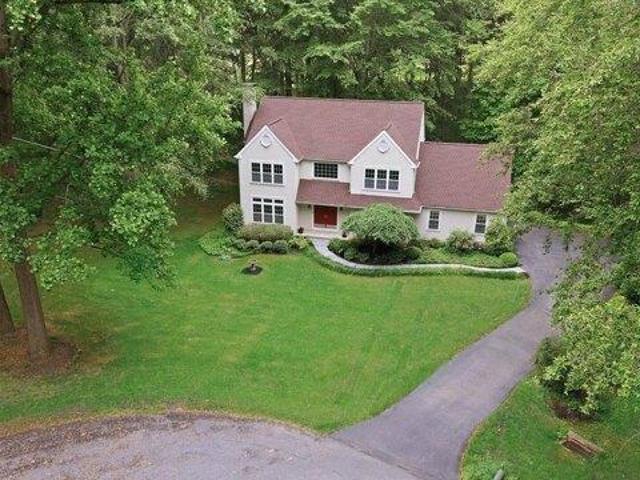 house with 5 bedroom, Landenberg PA ES103602558