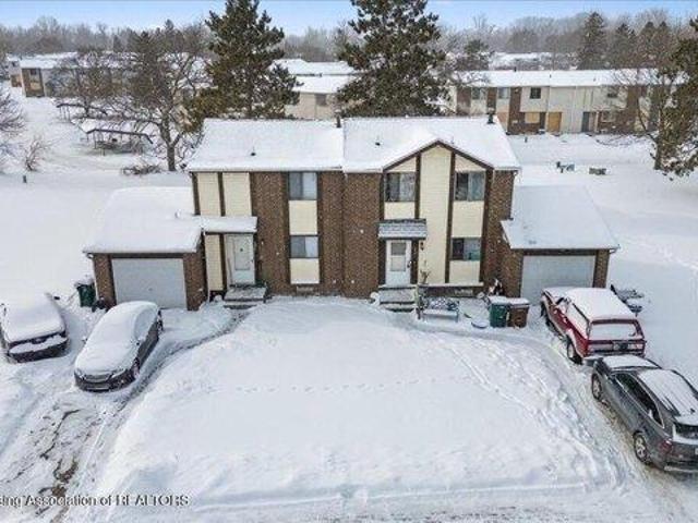 house with 5 bedroom, Lansing MI ELS88448190