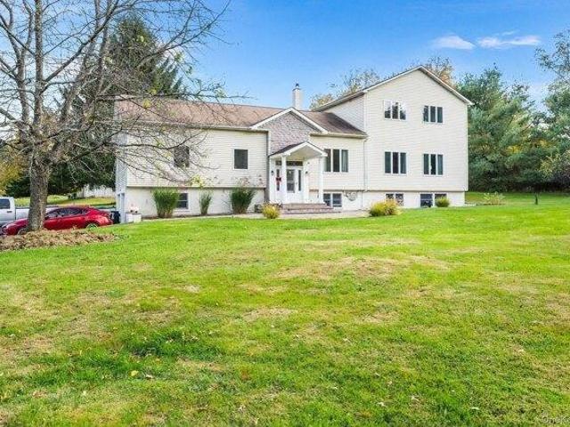 house with 5 bedroom, Lagrangeville NY DS103621838