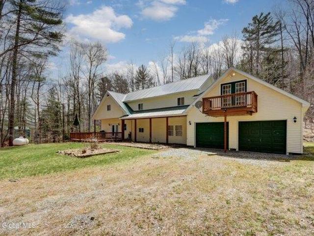house with 5 bedroom, Lake Pleasant NY ES103627608