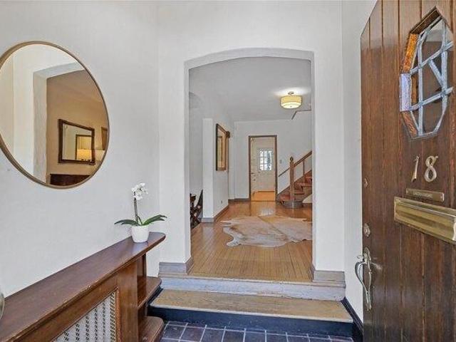 house with 5 bedroom, Larchmont NY DS88175600