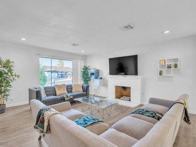 house with 5 bedroom, Las Vegas NV DLS97040915