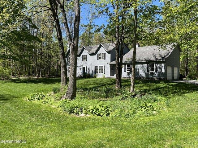 house with 5 bedroom, Lenox MA DS102860187