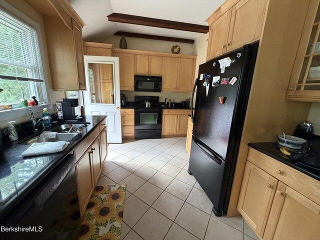 house with 5 bedroom, Lenox MA ES104514761