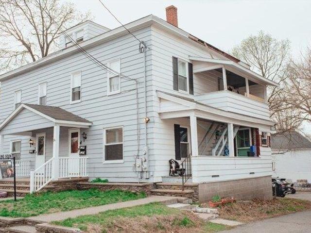 house with 5 bedroom, Leominster MA DLS102444357