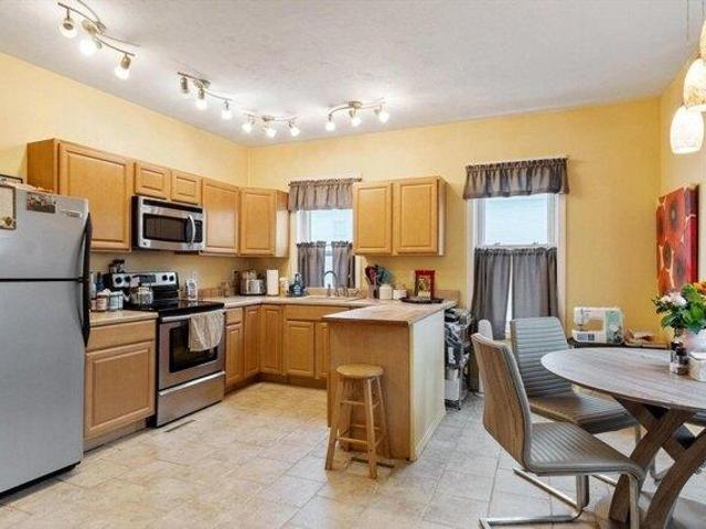 house with 5 bedroom, Leominster MA DS102595005