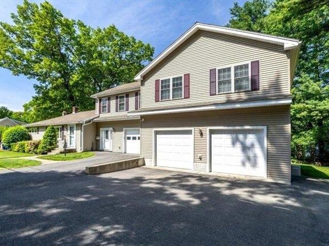 house with 5 bedroom, Leominster MA ES104042142
