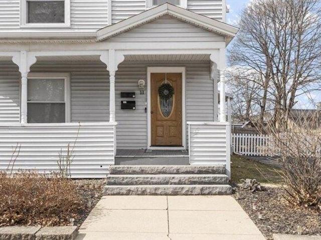 house with 5 bedroom, Leominster MA ES103888791