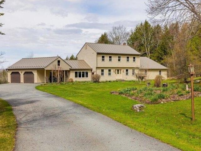 house with 5 bedroom, Lebanon NH DS102726079
