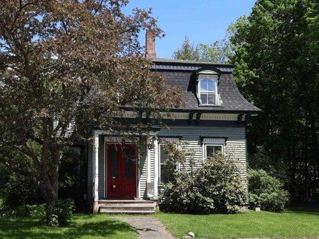 house with 5 bedroom, Lebanon NH DS103932064