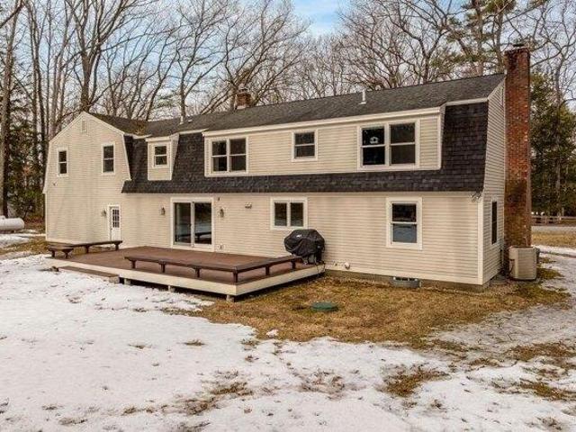 house with 5 bedroom, Lebanon NH ES103931745