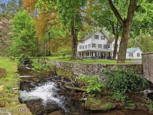 house with 5 bedroom, Lehighton PA ES103603544
