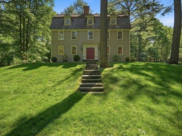 house with 5 bedroom, Leverett MA ES103809793