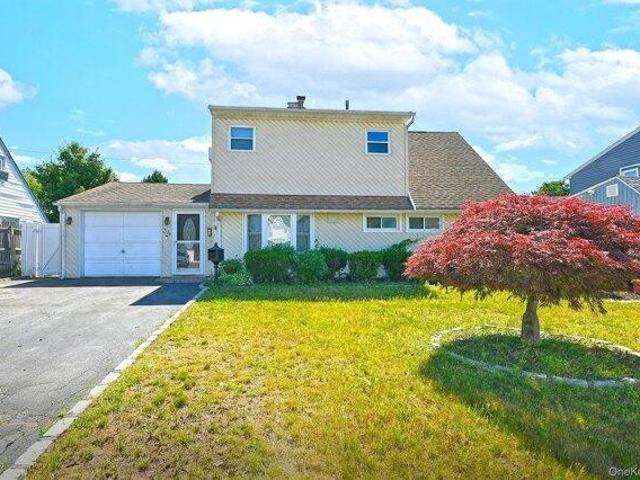 house with 5 bedroom, Levittown NY DS103603762