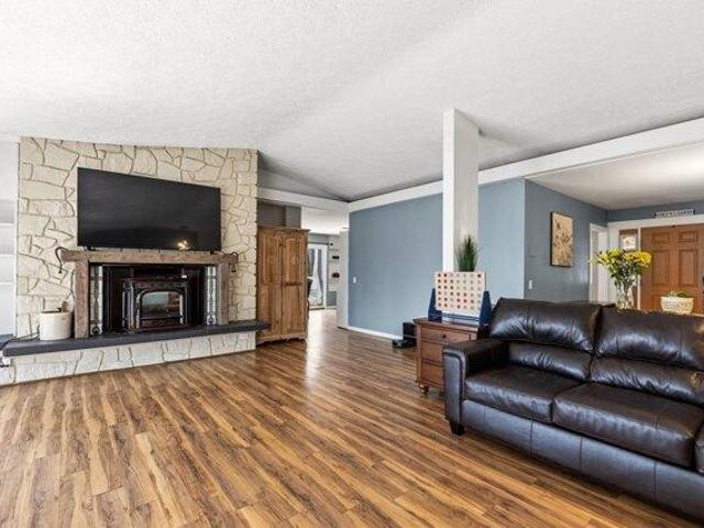 house with 5 bedroom, Lewiston ME ES104514319