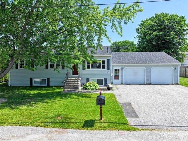 house with 5 bedroom, Lewiston ME ES104852933