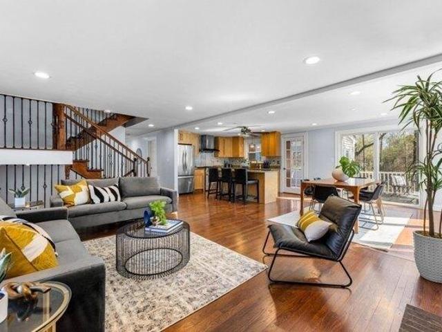 house with 5 bedroom, Lexington MA DLS102118408