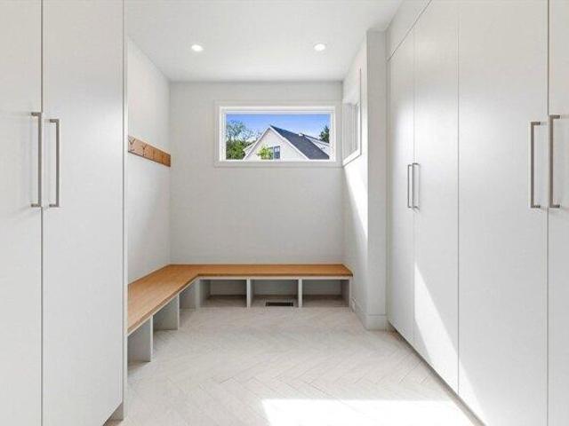 house with 5 bedroom, Lexington MA ES104512377