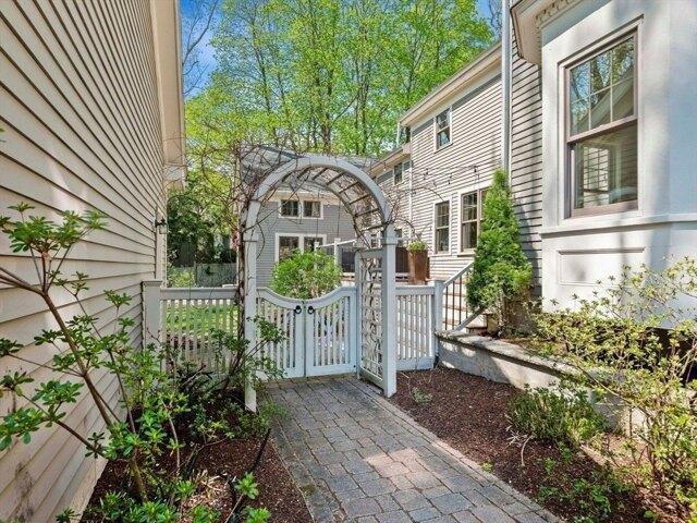 house with 5 bedroom, Lexington MA ES104834362