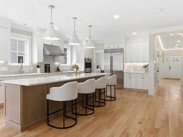 house with 5 bedroom, Lexington MA ES104848253