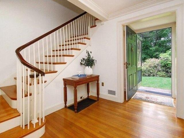 house with 5 bedroom, Lincoln MA ES104352725