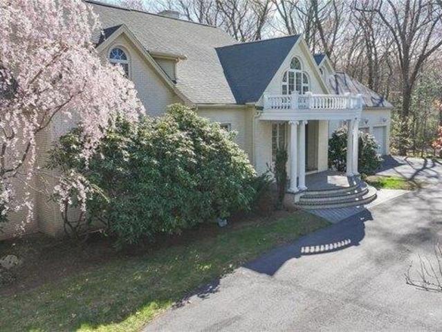 house with 5 bedroom, Lincoln RI DS102634042