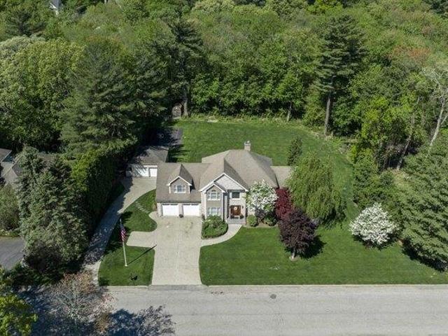 house with 5 bedroom, Lincoln RI ES105107980