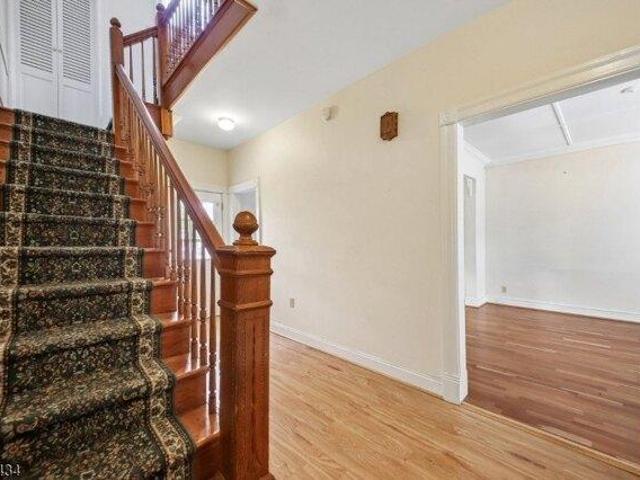 house with 5 bedroom, Little Falls NJ ES104809271